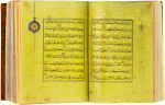 Breathtaking 15th century Timurid Quran on Ming Dynasty gold-painted ...